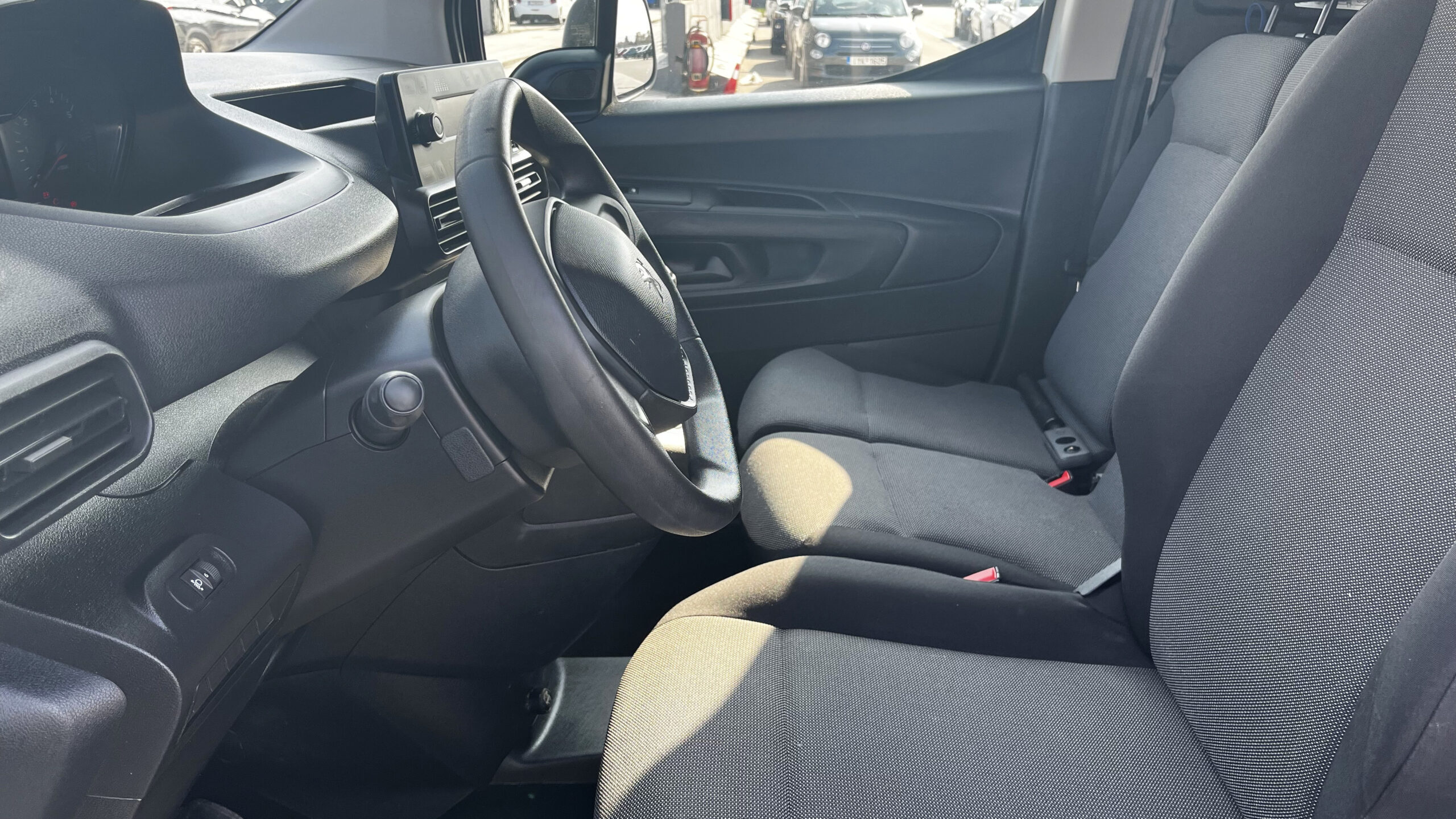 Μεταχειρισμένο Peugeot Partner L1H1 | 1.5I 100hp | 2020 - OpenCars