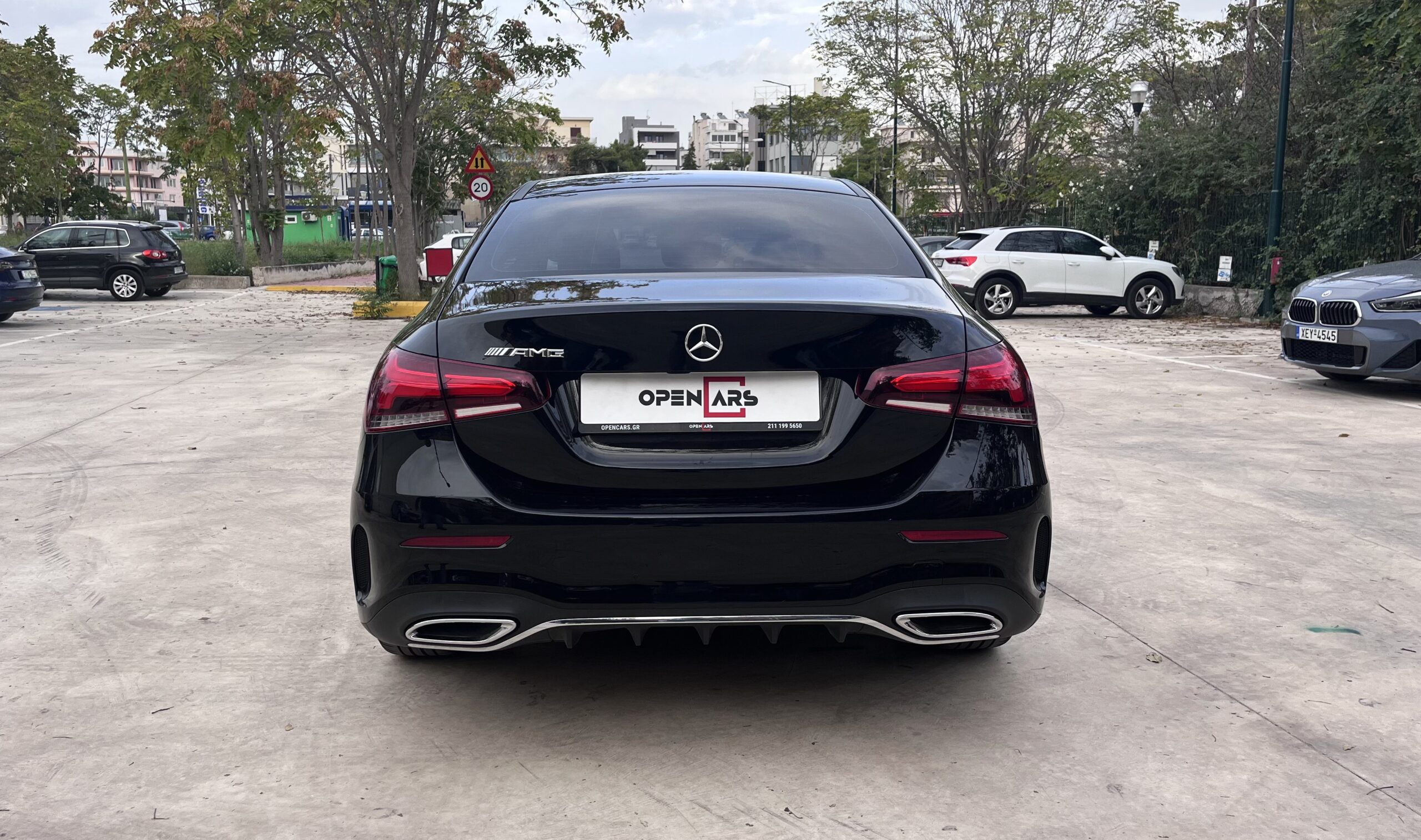 Μεταχειρισμένο Mercedes A-Class 180 AMG Line | 1.4I 136hp | 2021 - OpenCars