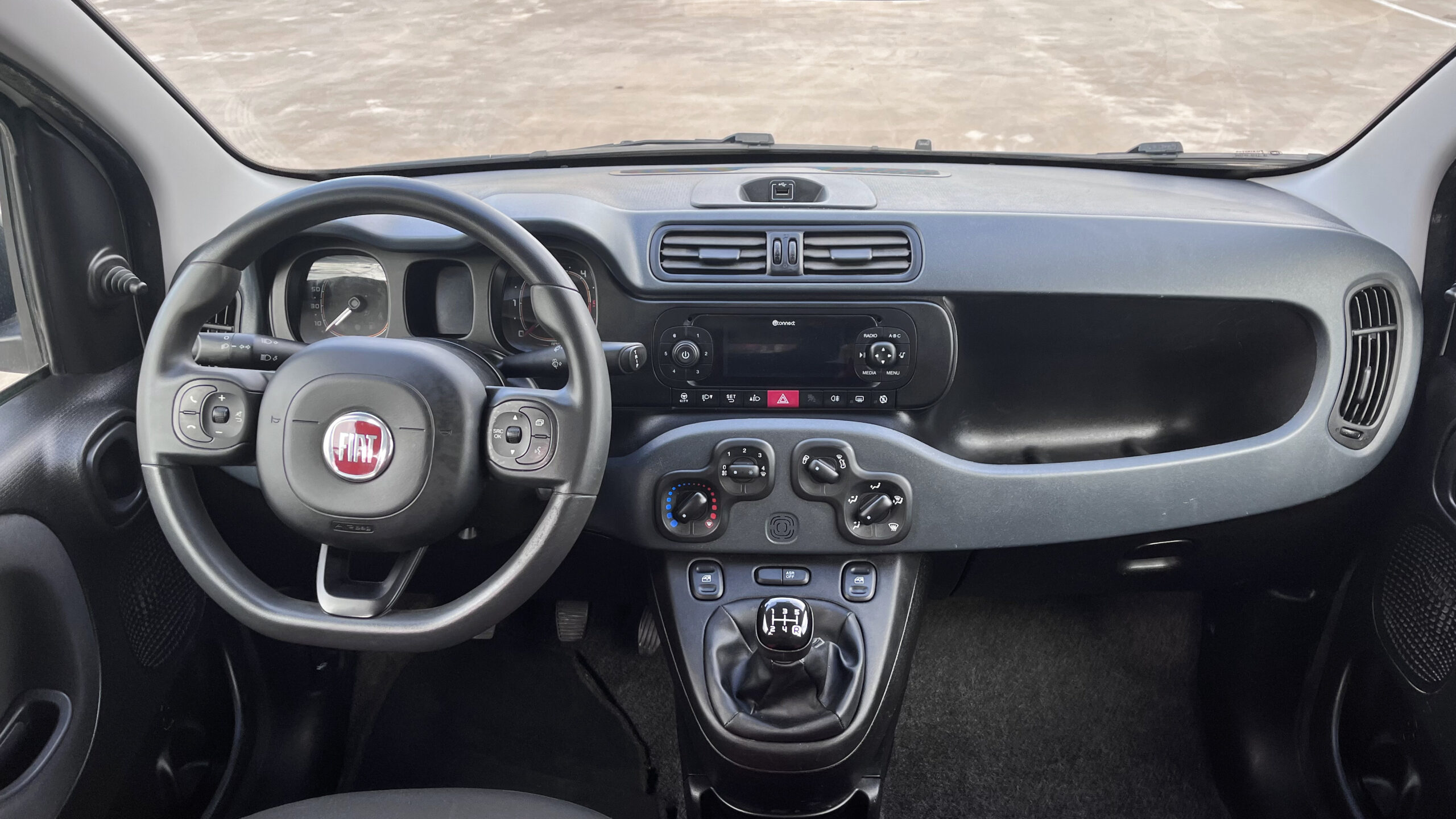 Μεταχειρισμένο Fiat Panda Lounge | 1.3I 95hp | 2018 - OpenCars